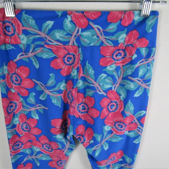 LuLaRoe | Pants & Jumpsuits | Lularoe Blue Red Flowers Leggings Os ...